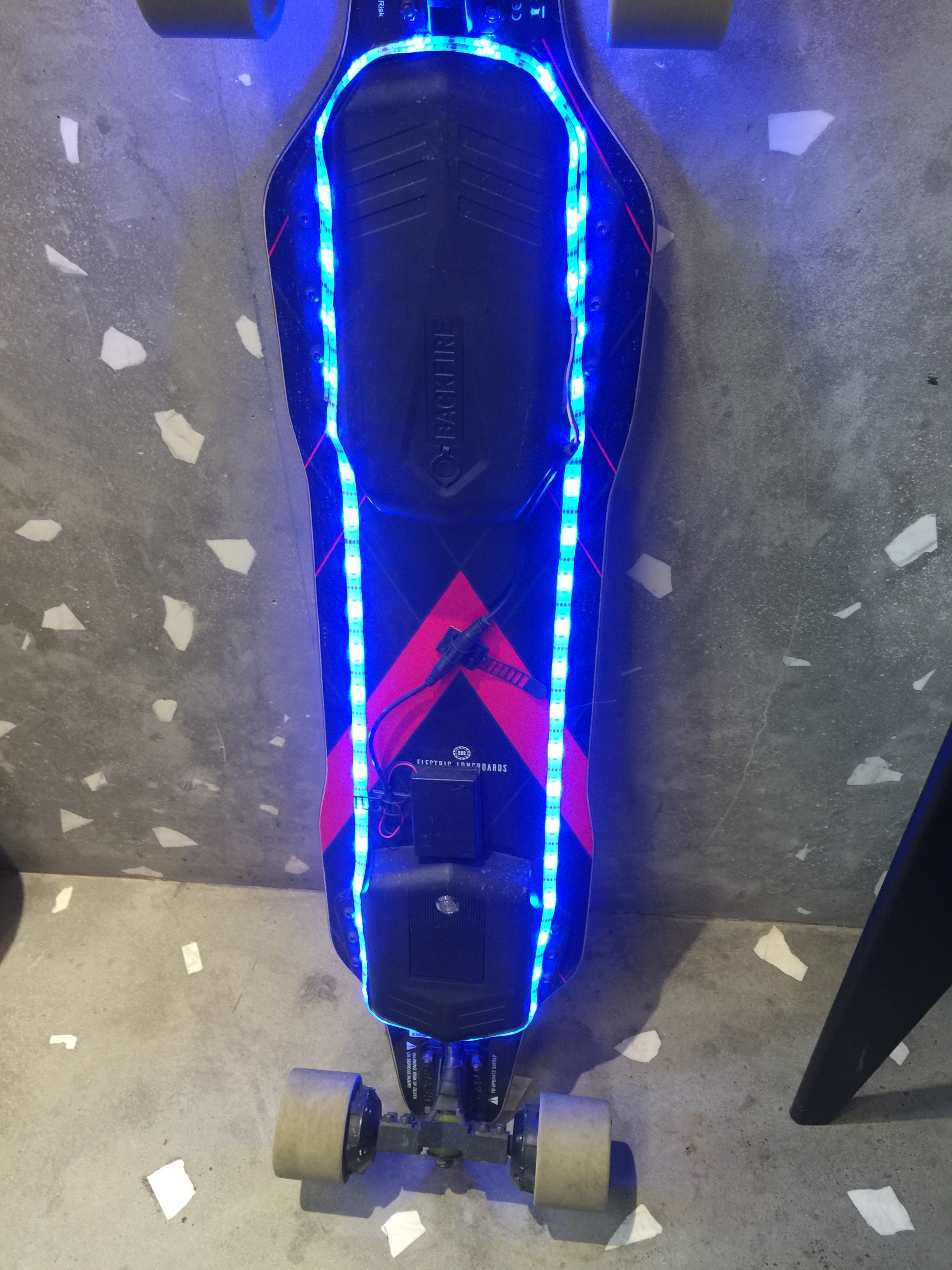Adding a LED light on my Backfire G2 : r/ElectricSkateboarding