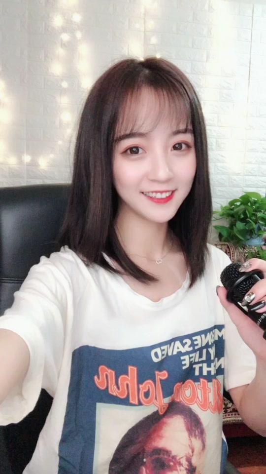 [中國瘋傳] 抖音网红美女莉哥 莉三万跟富豪酒店自拍流出 成人台 香港高登討論區