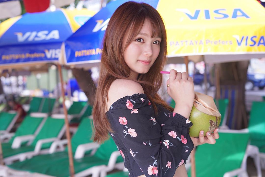 Mandy Yau, 邱晴 - 娛樂台 - 香港高登討論區