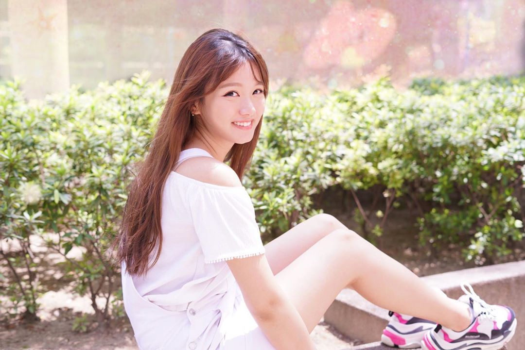 Mandy Yau, 邱晴 - 娛樂台 - 香港高登討論區