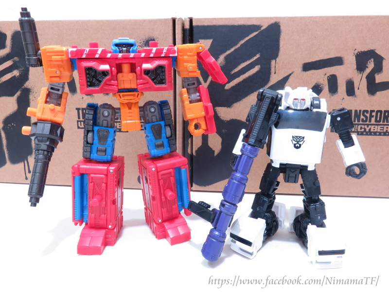 [達人專欄] 「開箱」變形金剛《Generations Selects》WFC-GS15/16 Bug Bite 殺人蜂 & Hot ...